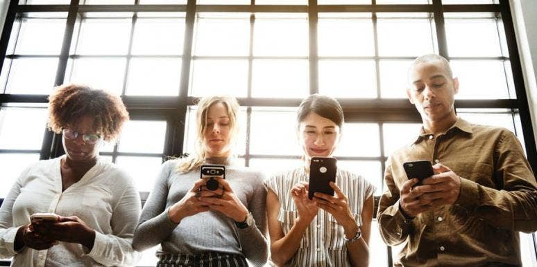 Negative Effects Of Social Media Sites On Your Mental Health And When